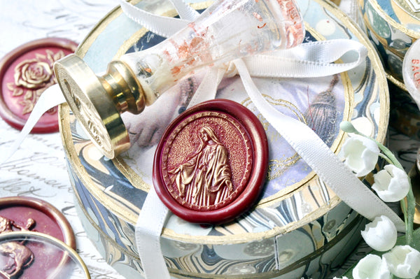 Maria with Open Arms Oval 3D Emboss Wax Seal Stamp | Backtozero B20