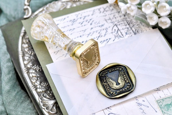 Wings Latin Motto Antique Style Wax Seal Stamp | Backtozero B20
