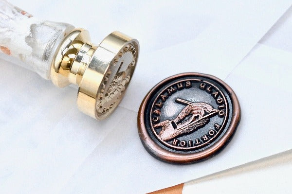 Writing Hand Latin Motto Antique Style Wax Seal Stamp | Backtozero B20